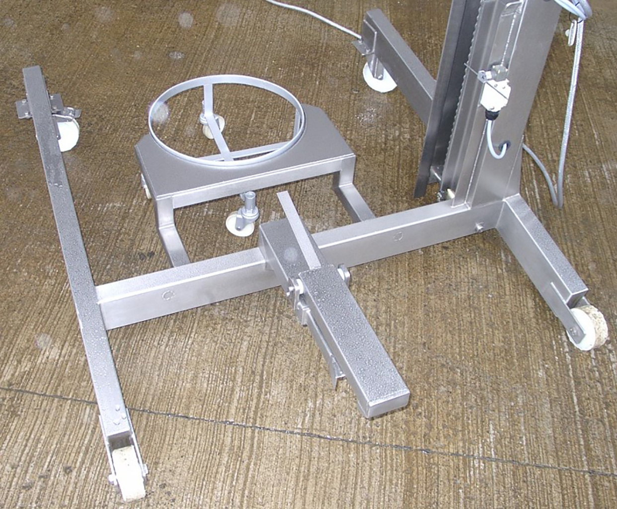 Mixing Bowl Tipper - BTM/250/1525/M