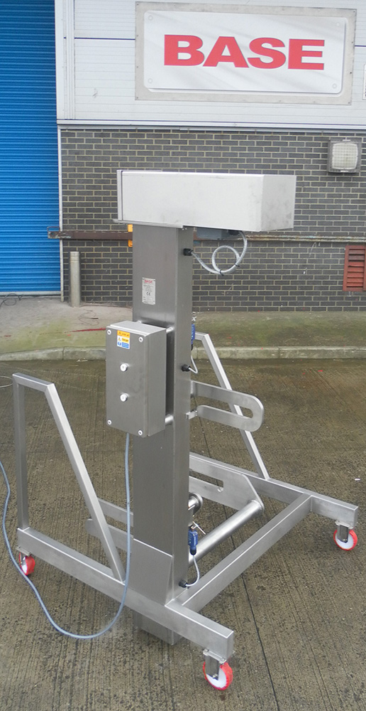 Mobile Bin Tipper