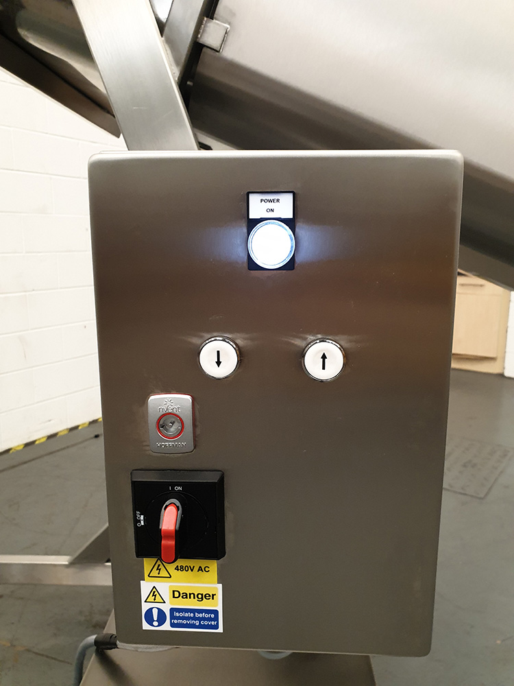 Hydraulic Tote Bin Lift