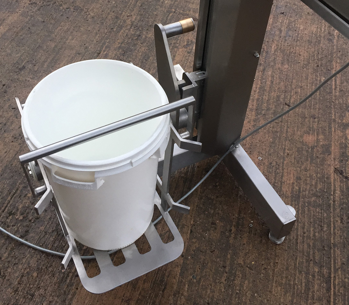 Pharmaceutical Drum Tipper