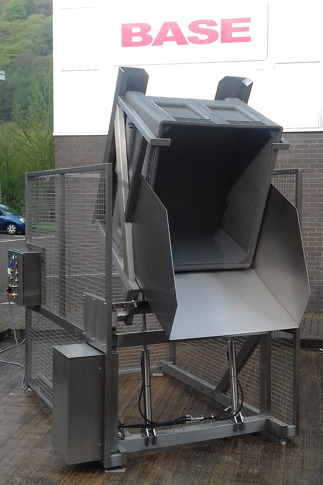 Guarded Bin Tipper