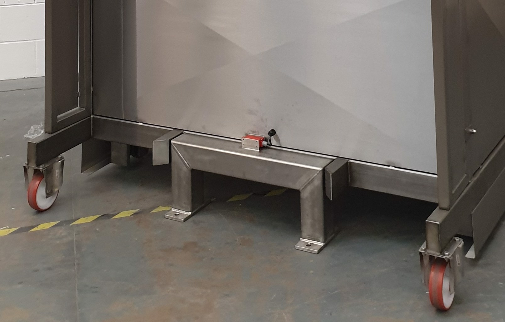 Double Pillar Tipper - BTM/2P/600/2100/M/G