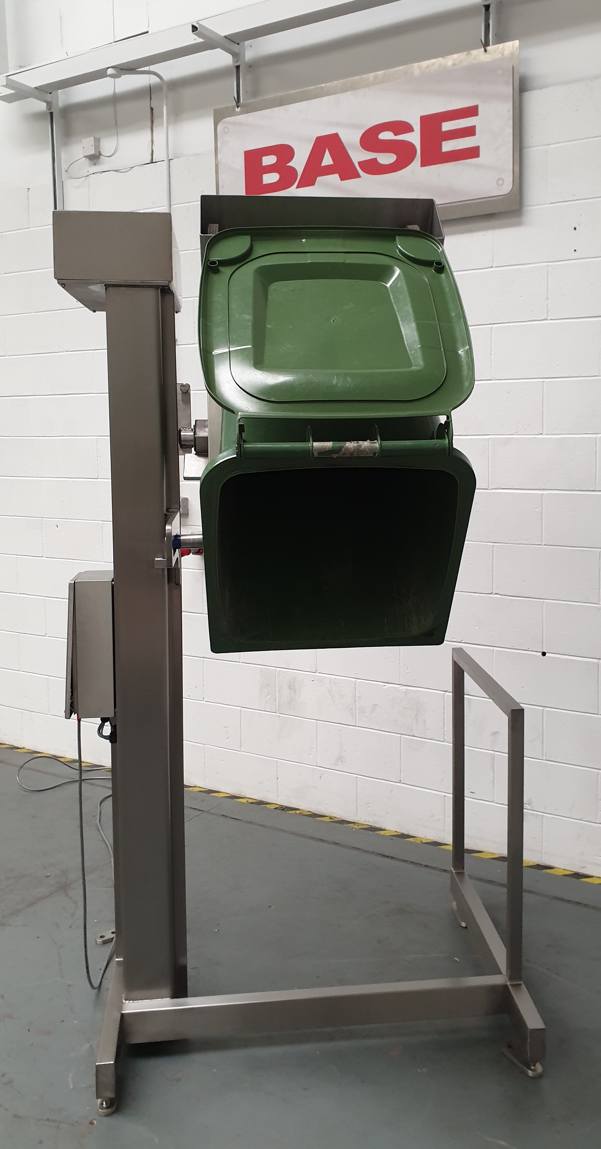 Fixed Wheelie Bin Tipper